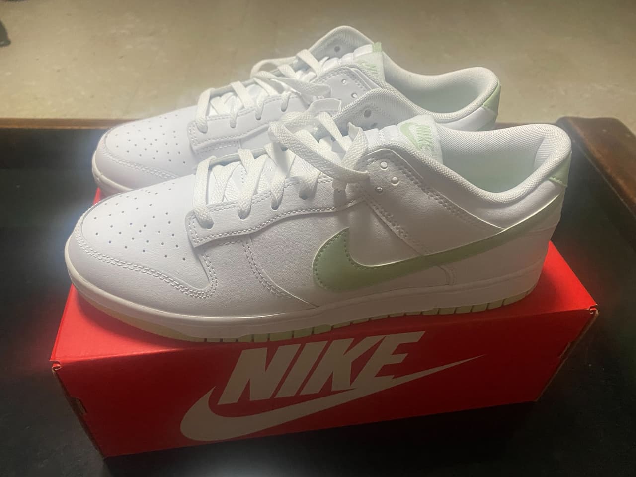 #我要賣 NIKE DUNK LOW RETRO白綠色 - 二手交易板 | Dcard