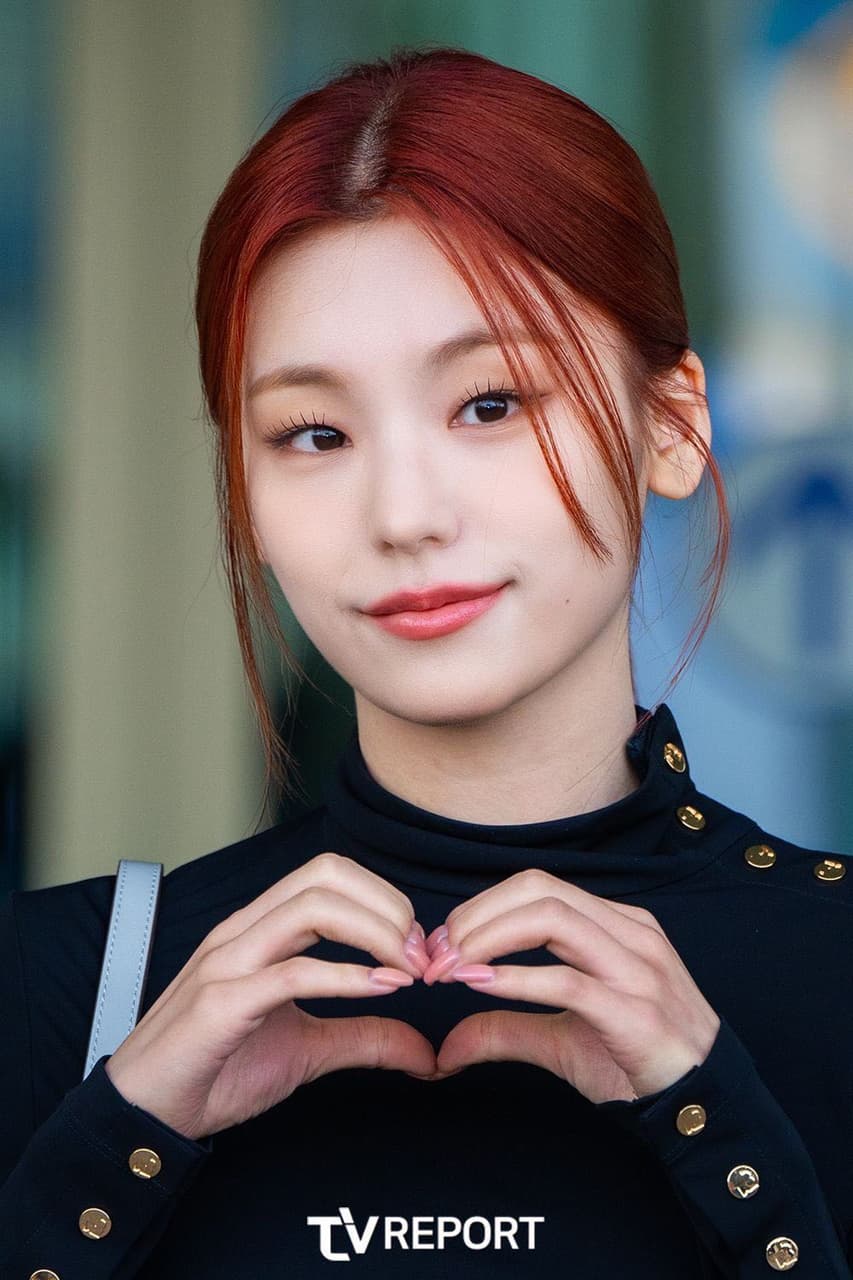 #分享 ITZY禮志 TORY BURCH臺灣開幕活動 - ITZY板 | Dcard