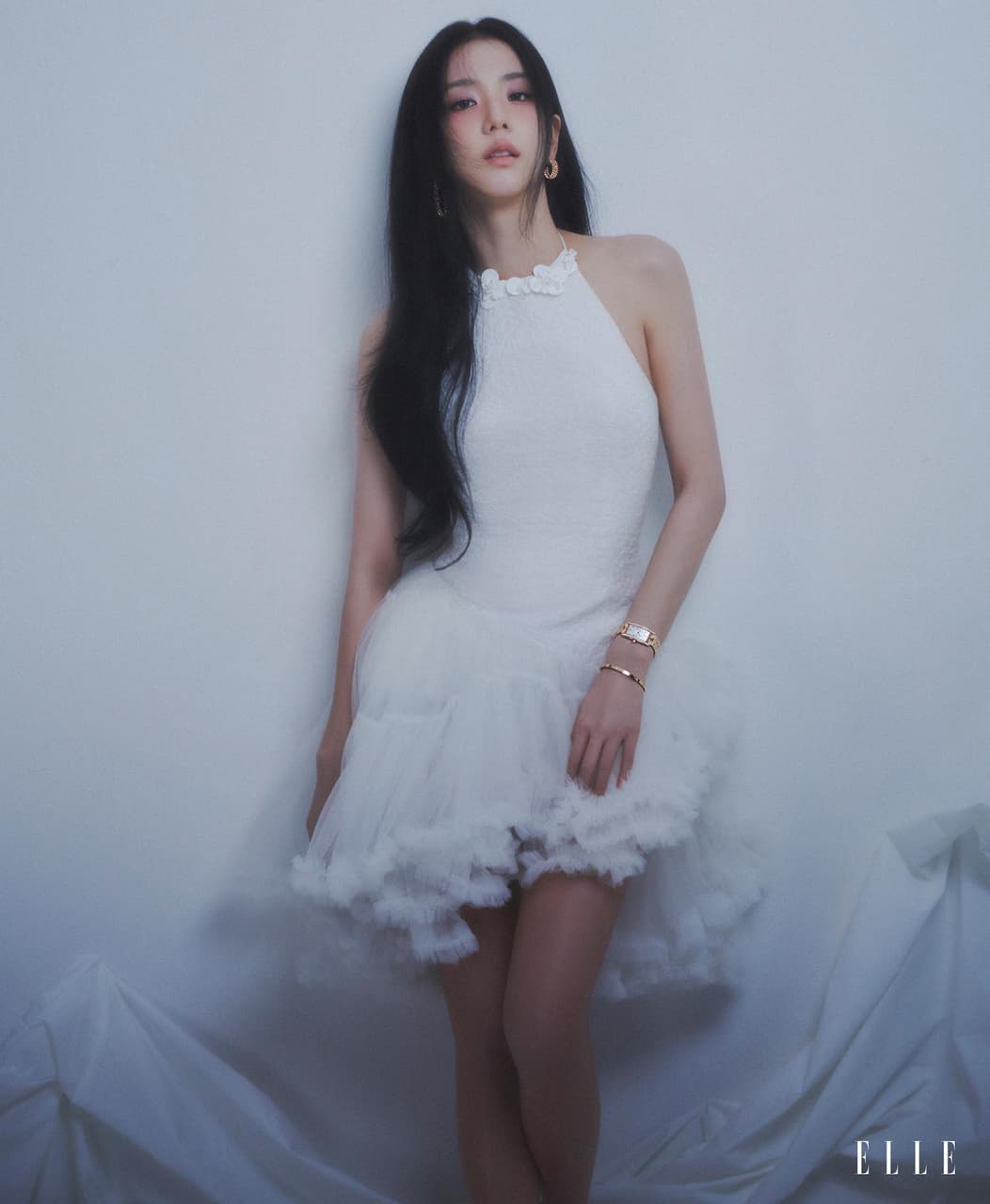 #時尚 JISOO登上新加坡《ELLE》11月三十週年封面 - BLACKPINK板 | Dcard