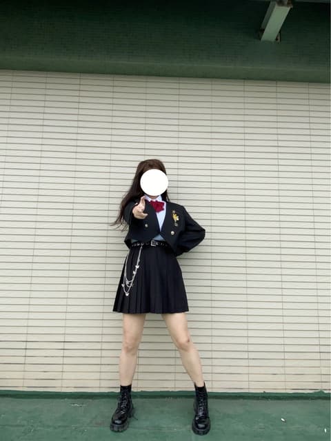 終於敢穿JK制服啦 - B69 留言 | Dcard