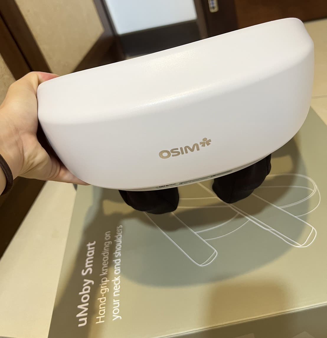 #我要賣 （已售出）降價出售！OSIM 智能按摩 OS-2203 (肩頸、斜方肌、擬真人抓捏、無線按摩) - 二手交易板 | Dcard