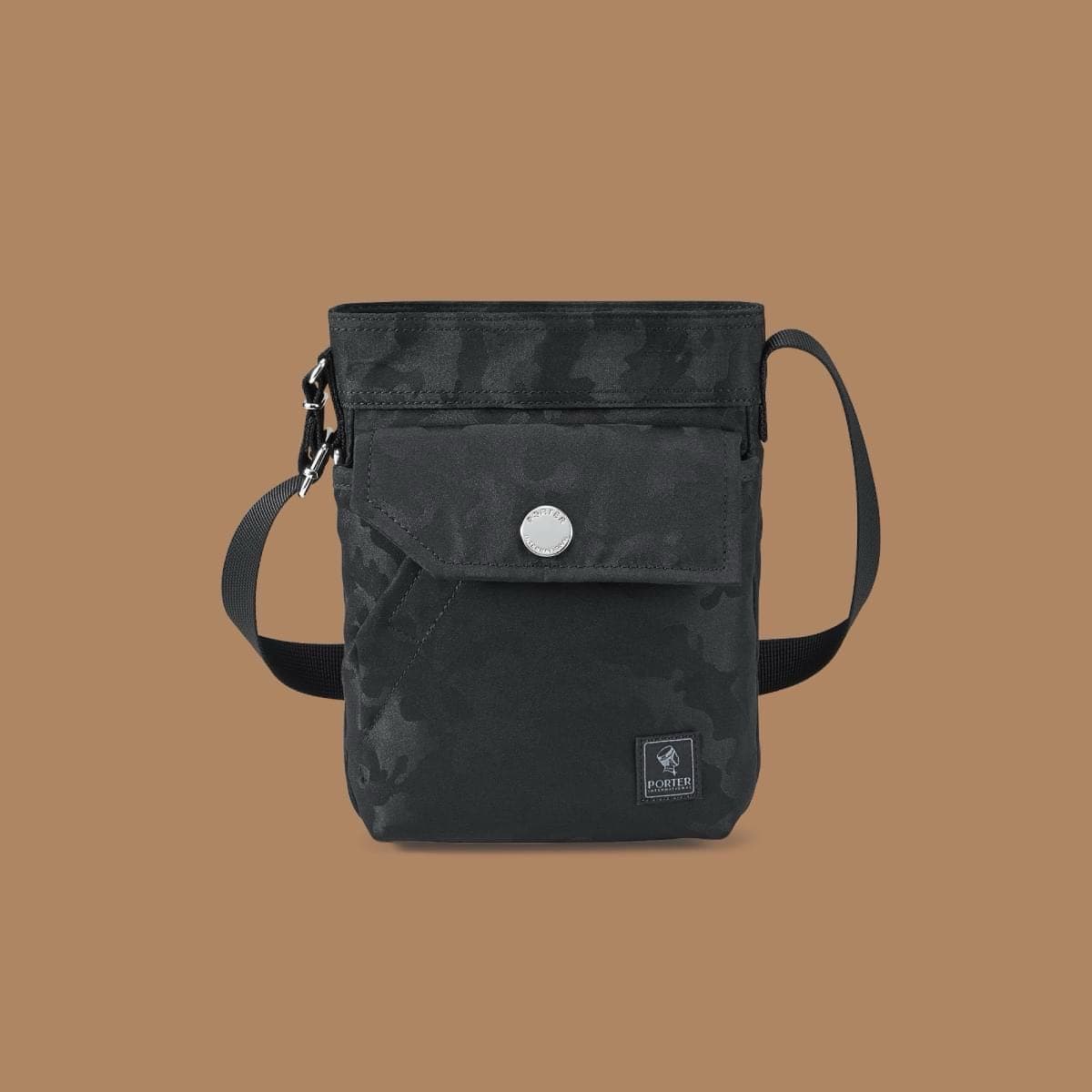 #我要賣 #已售出 PORTER 精緻迷彩小包-PUZZ系列 - 二手交易板 | Dcard