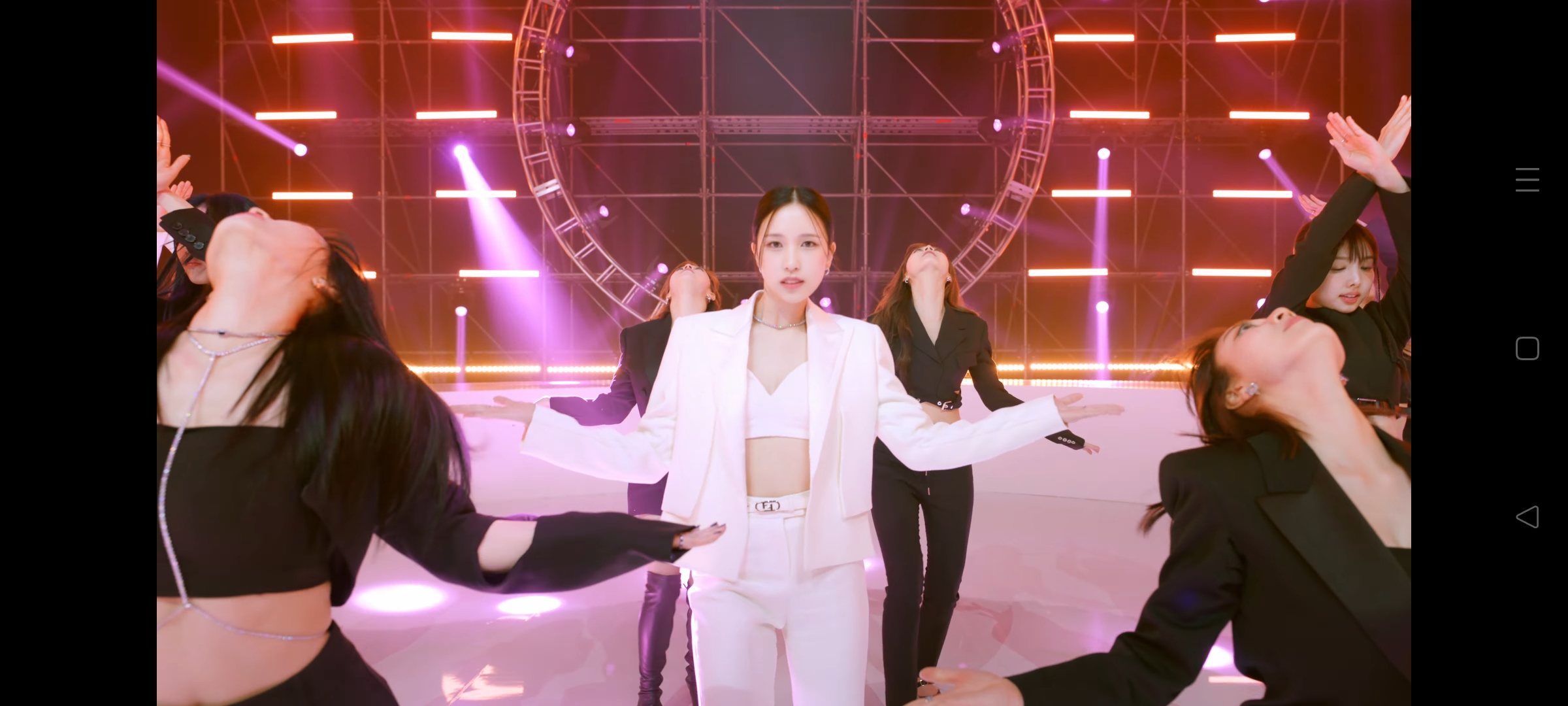 #分享 SET ME FREE performance video ️ - TWICE板 | Dcard