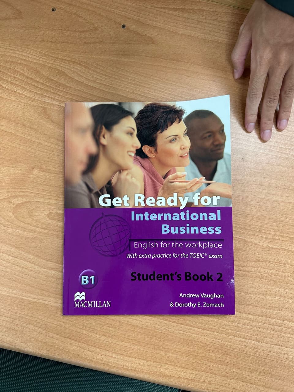 求 Get Ready for International Business Student’s Book 2 - 高雄餐旅大學板 | Dcard