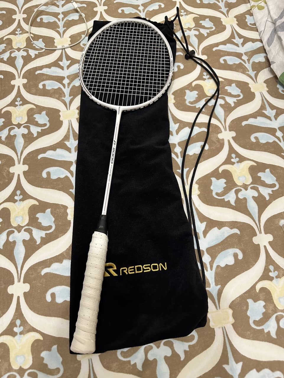 #產品 【已售出】REDSON β-2000(白/紅) - 羽球板 | Dcard