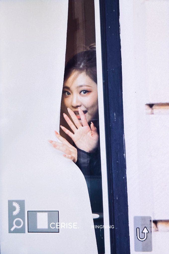 #分享 巴黎時裝周上的æspa照片 - B42 留言 | Dcard