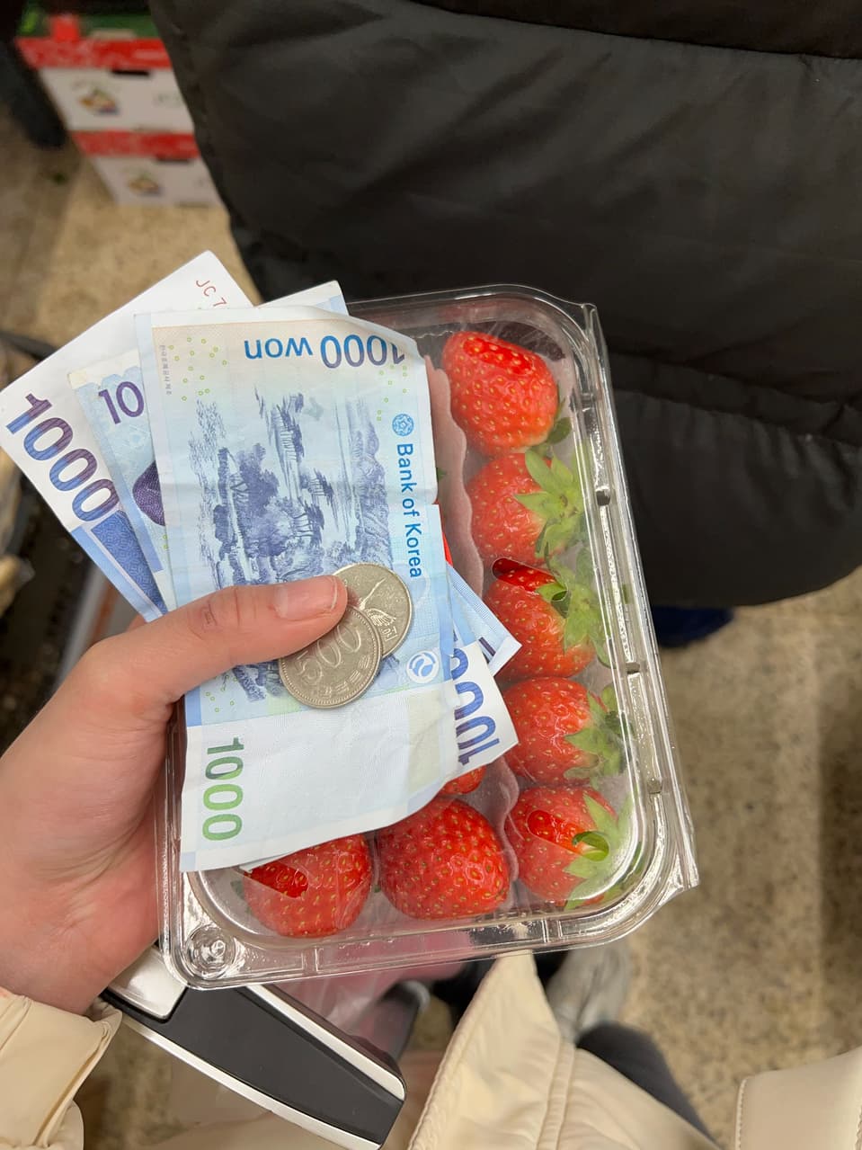 #分享 1月7天暢玩遊玩韓國《day5-6》弘大百貨及望遠市場（文長） - 韓國旅遊板 | Dcard