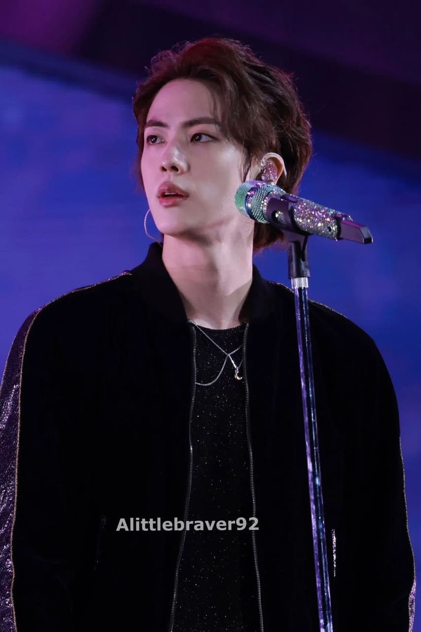 #分享 #theqoo熱門 依然很了不起.. 防彈少年團Jin的visual - BTS板 | Dcard