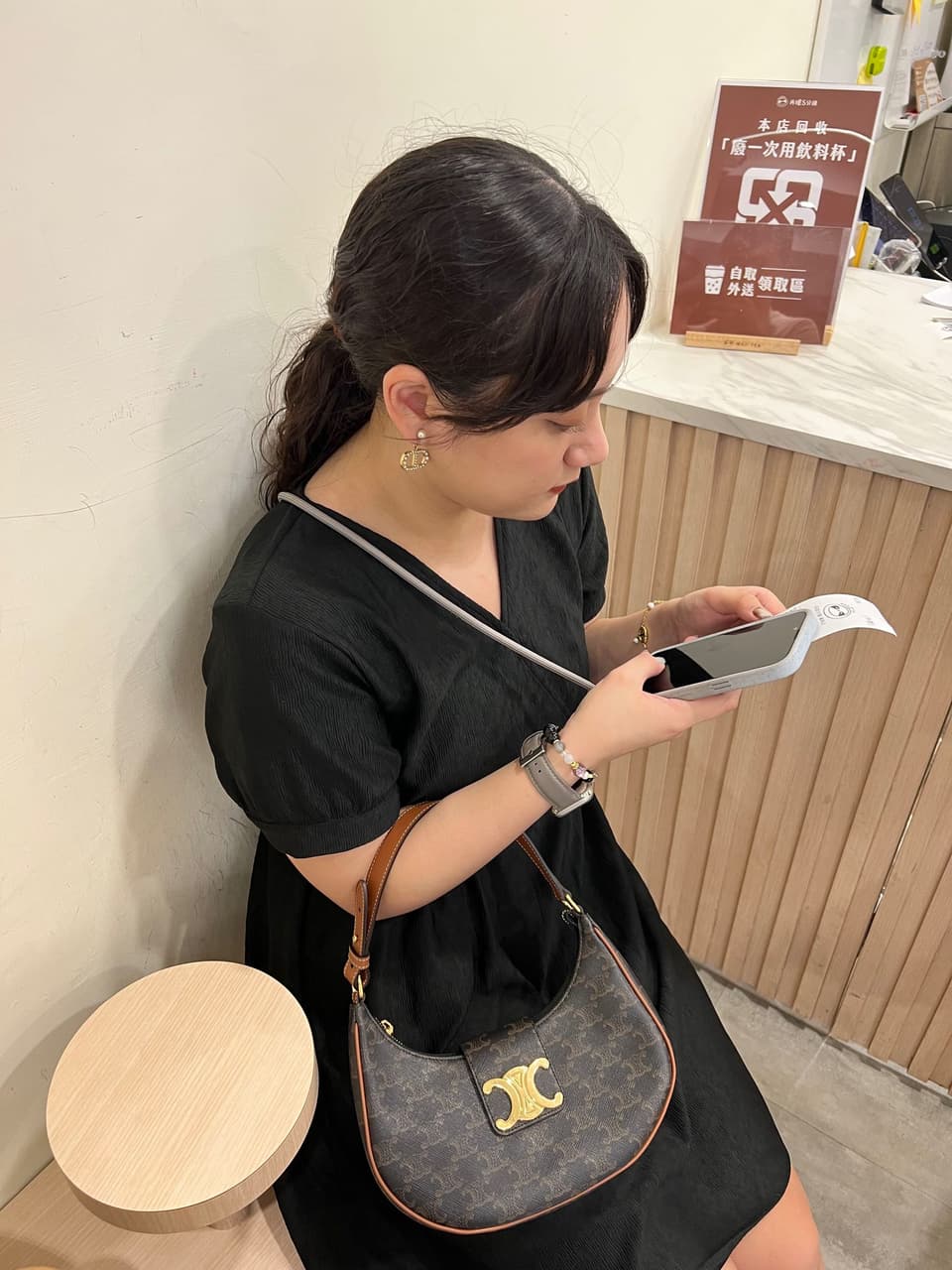 #開箱 Celine AVA TRIOMPHE 腋下包 - 精品板 | Dcard