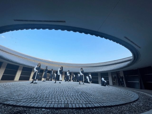 #情報 櫻坂46 2nd 「BAN」歌唱衣裝 - 坂道 46板 | Dcard