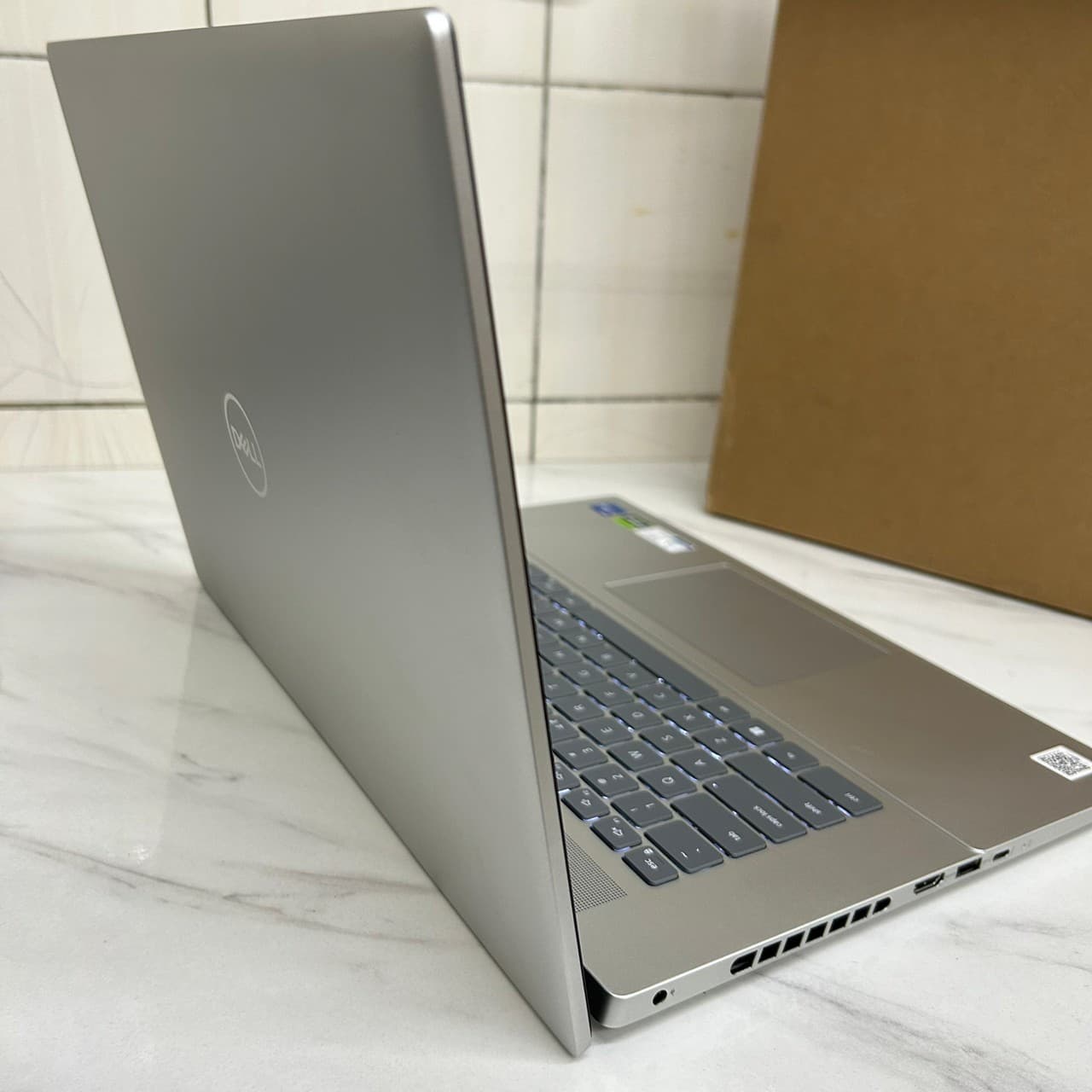 分享&開箱🎁Dell inspiron 16 plus 7630(實拍實錄) - 3C板 | Dcard