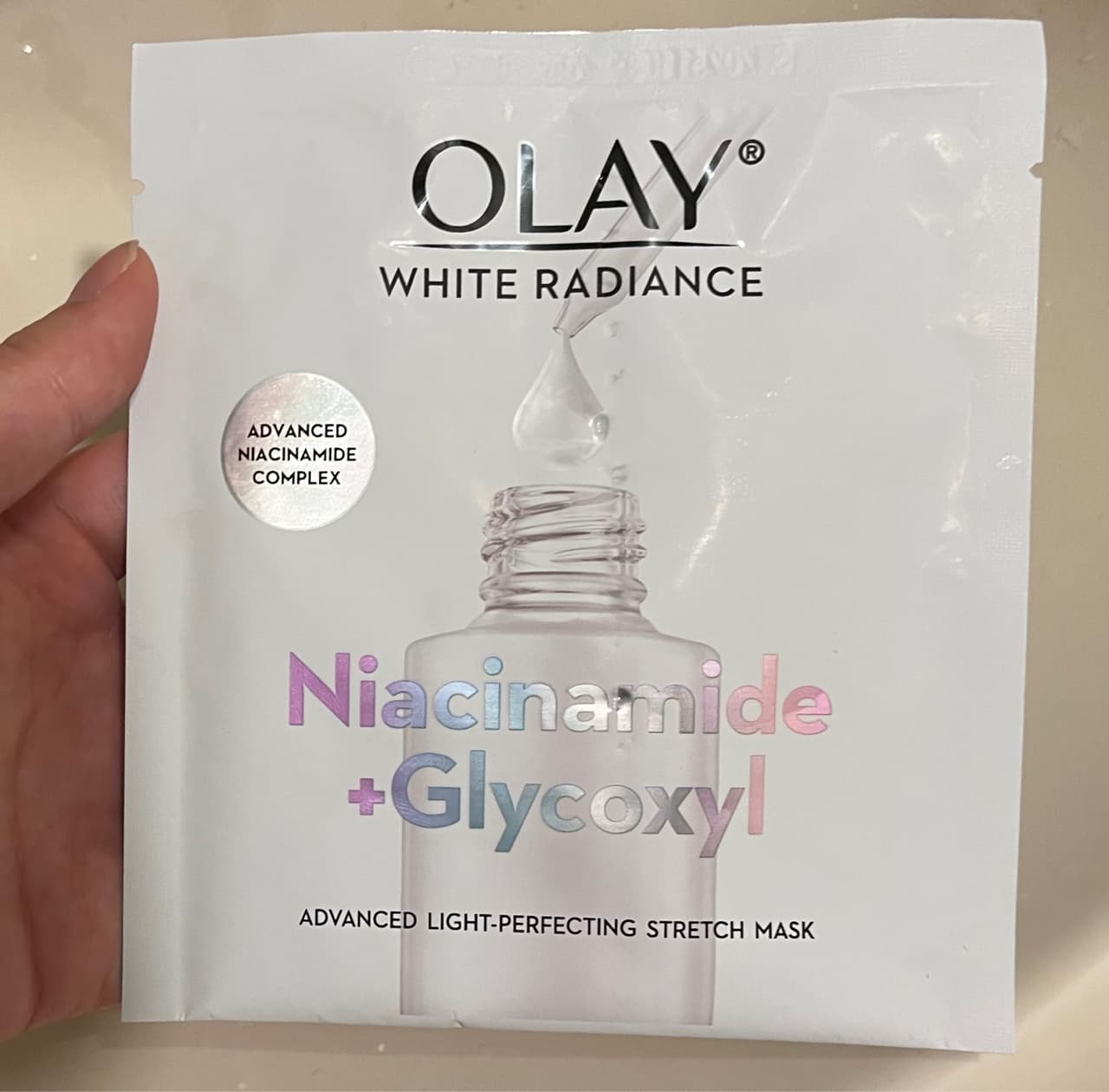 Olay 抗糖小白瓶-提亮膚色不均、去痘疤有感 - 贊助板 | Dcard