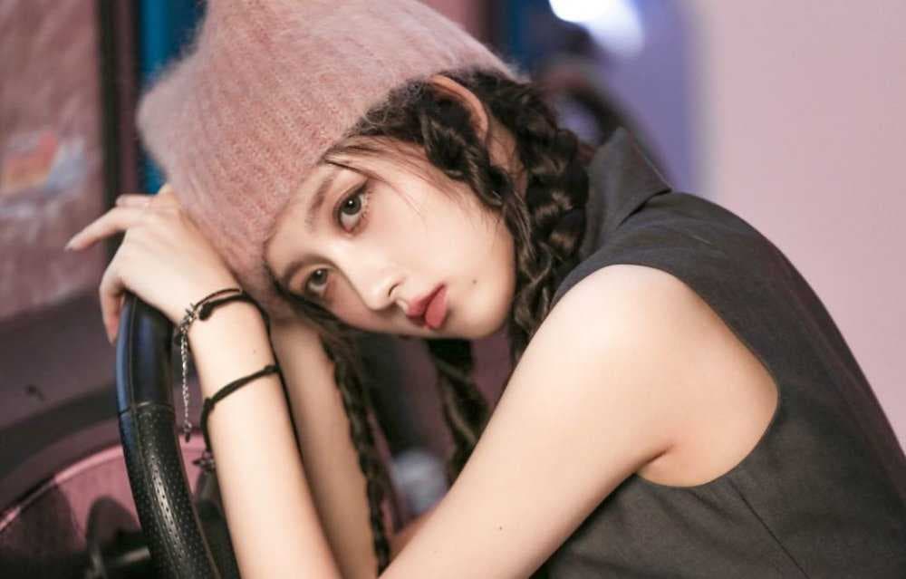 #集中討論 IVE 10/13發佈 _ THE 1st EP - B90-2 留言 | Dcard