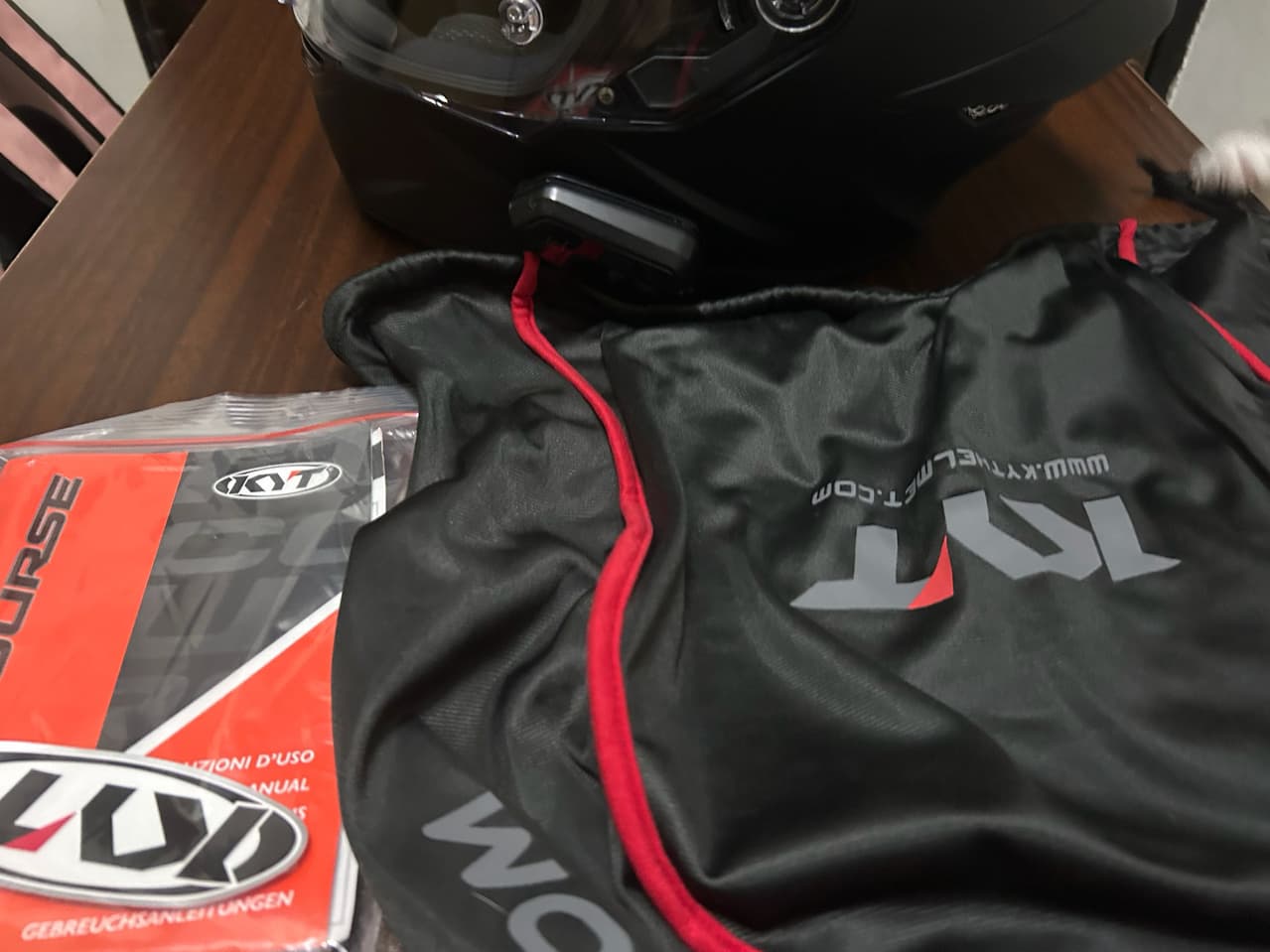 放二手KYT帽子(消光黑）M碼 - 大仁科大板 | Dcard