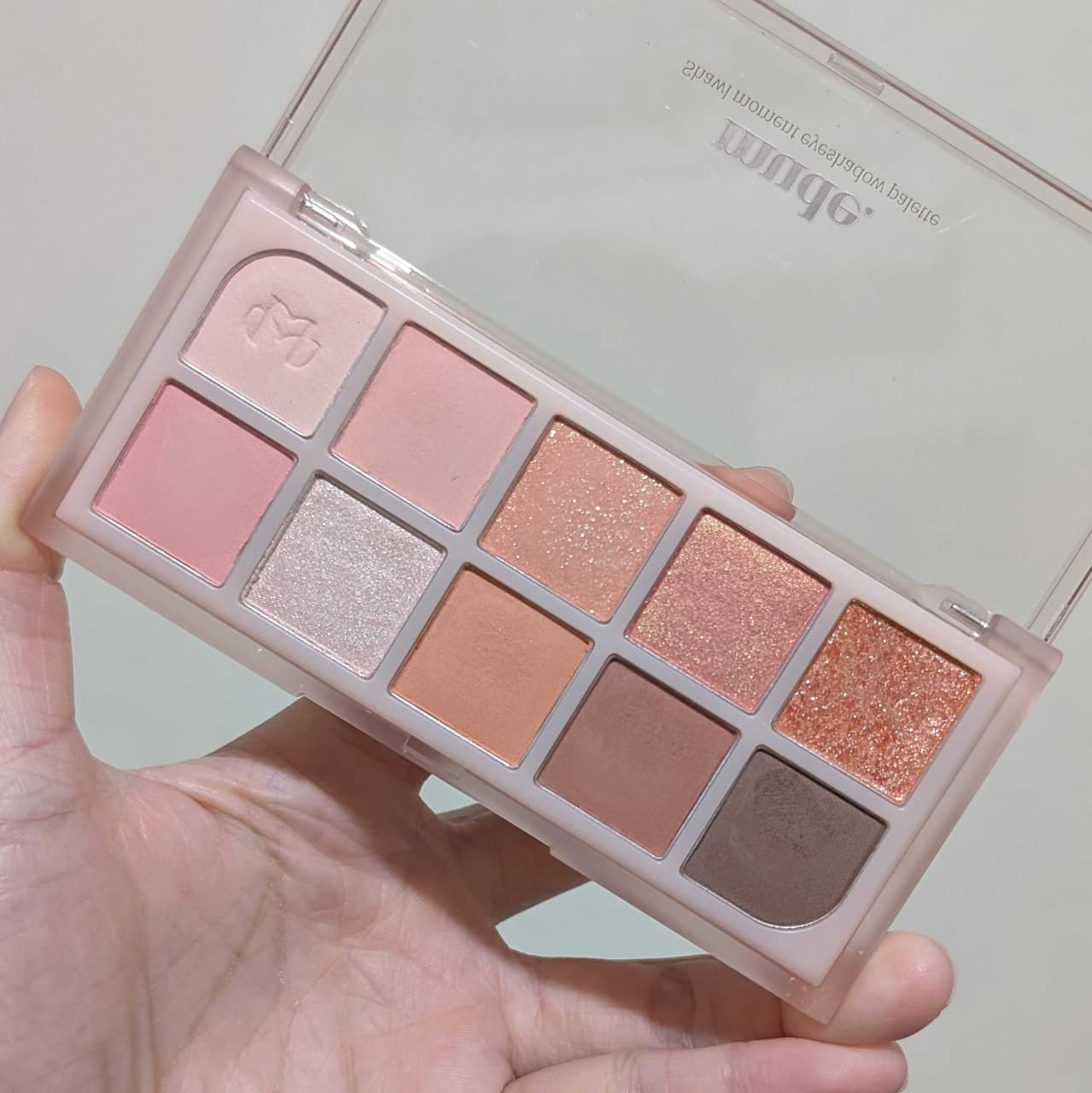 #分享 夏天來啦！畫一個活力柑橘妝 ＃單眼皮＃淡顏 #畫一個系列 - 文青鳥 (@ysh_) | Dcard