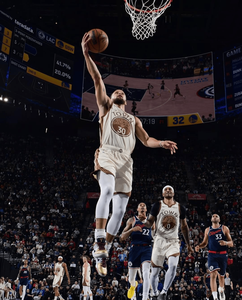 #花邊 Curry今日穿上Kobe 4 Protro奧運配色出戰 - NBA板 | Dcard