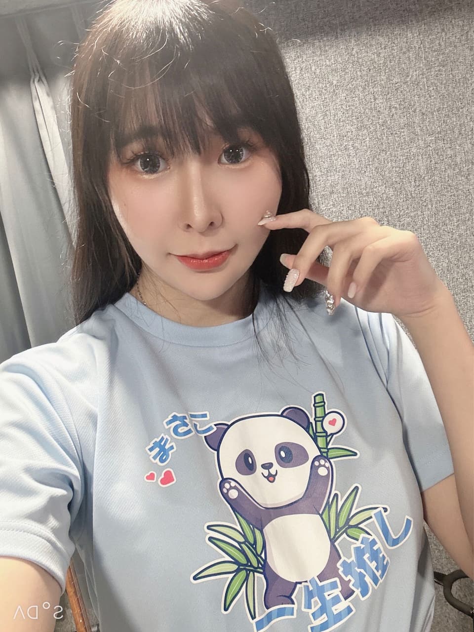 第一次去錄Cover 錄完隔天扁桃腺發炎😱 #四葉草好想你🍀 - YaYa (@aliceee1225) | Dcard