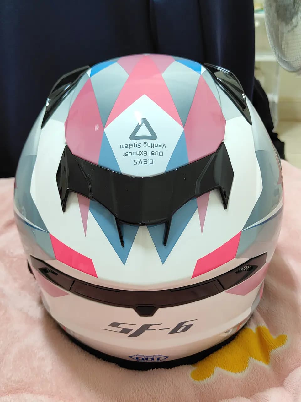 #我要賣 SOL SF-6獨角獸 白粉 - 二手交易板 | Dcard