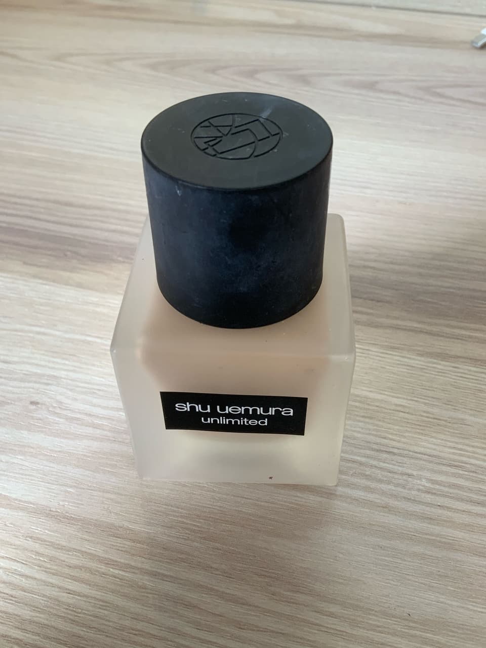 #我要賣 #我要賣 植村秀無極限粉底液 #674 light shell - 二手交易板 | Dcard