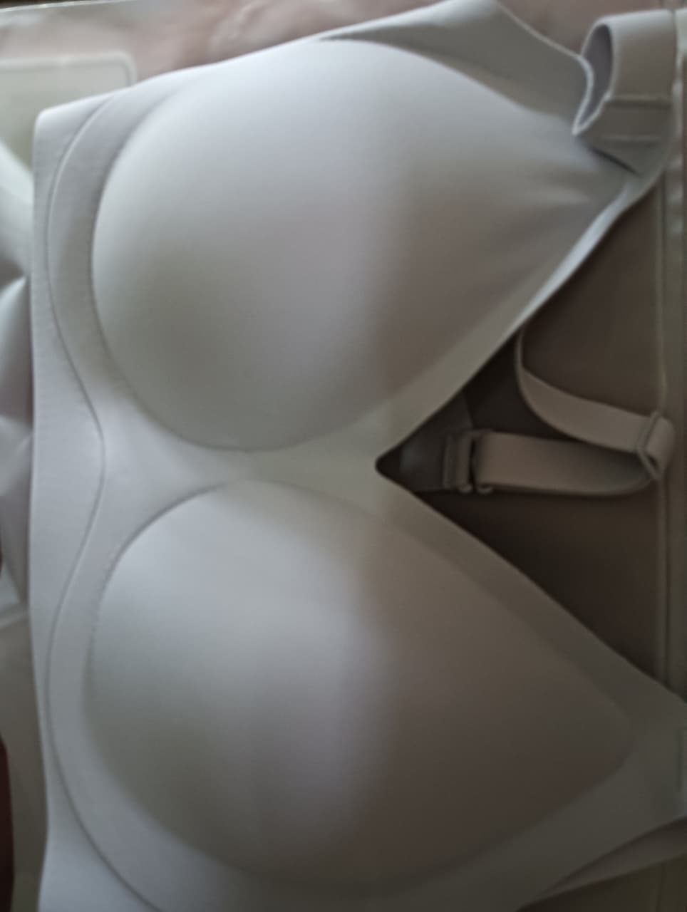 #我要賣 24hrs內衣全新 - 二手交易板 | Dcard