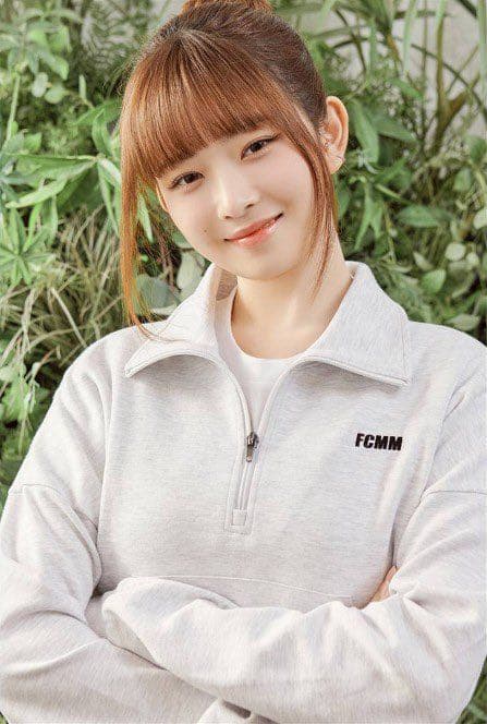 #代言 Rei - FCMM 23S/S 新品Look Book (購買送小卡) - IVE板 | Dcard