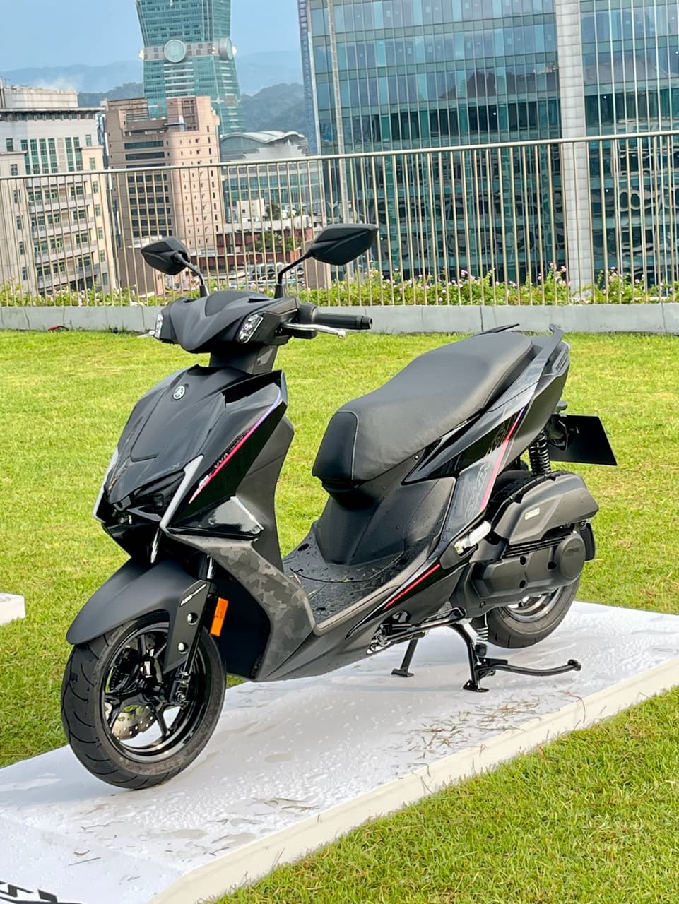 YAMAHA Cygnus XR 七代勁戰新品發表會 - 奧莉萱 (@p88628) | Dcard