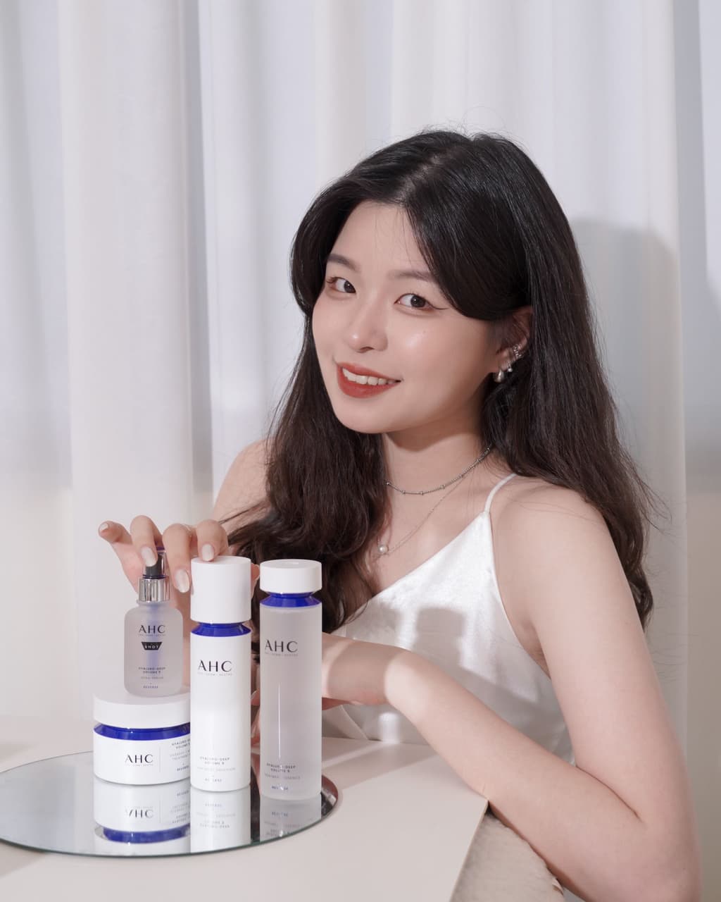 💧擦的水光針 ft. AHC 醫美科研超導水光玻尿酸系列🌟 - Anly (@anly) | Dcard