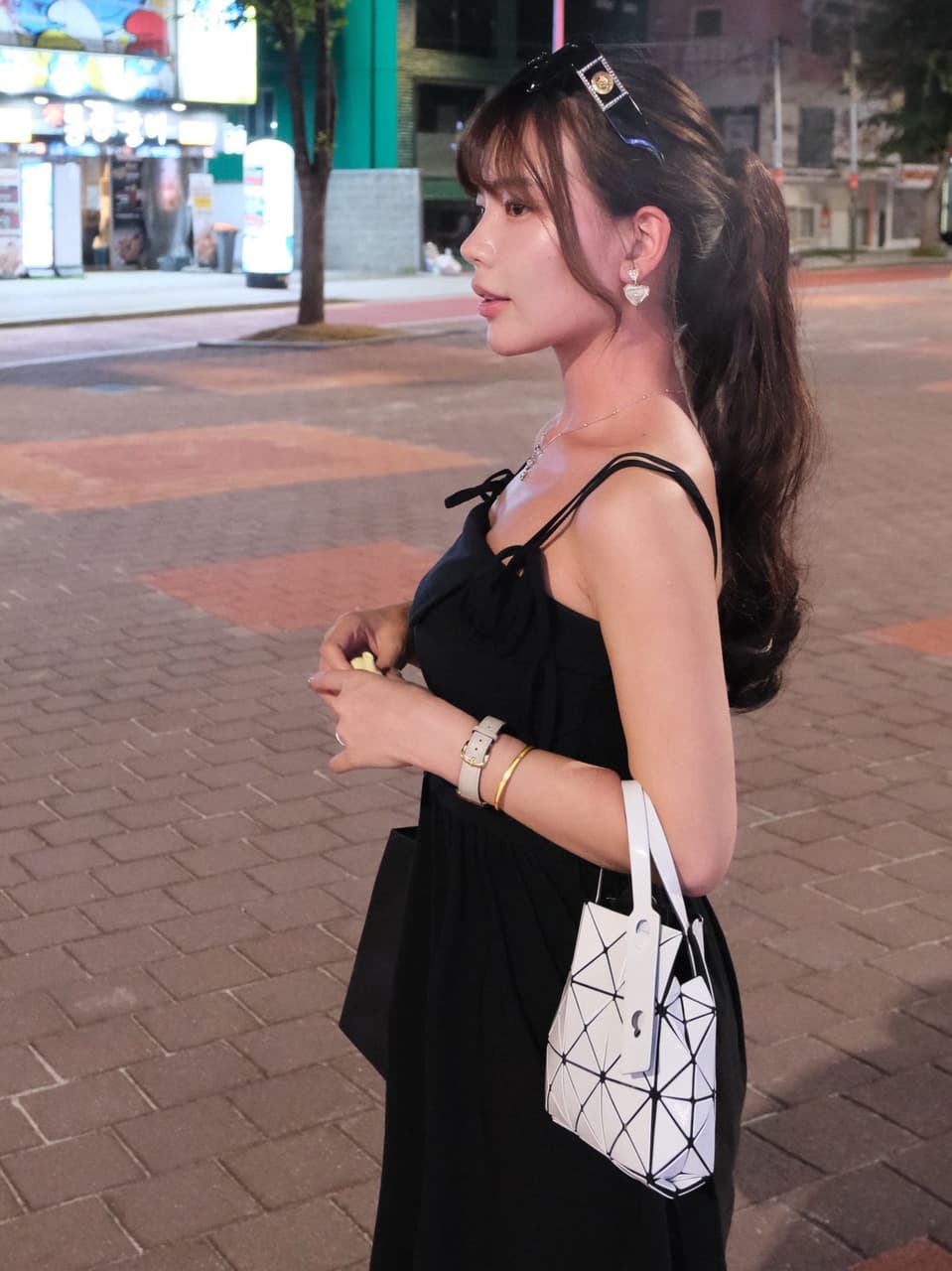 #分享 好包分享🤍櫃子裡最不怕髒的白色包包👜 三宅一生 BAOBAO - 精品板 | Dcard