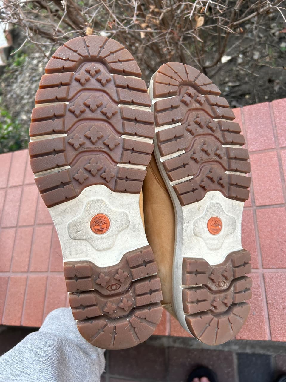 售二手Timberland靴&PUMA運動鞋 - 臺灣大學板 | Dcard