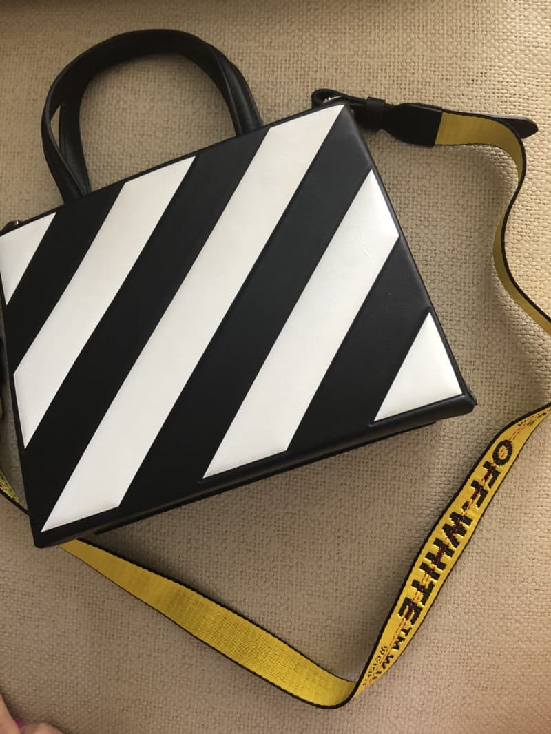 Off-white diagonal small box bag 包包分享 #精品 - 穿搭板 | Dcard