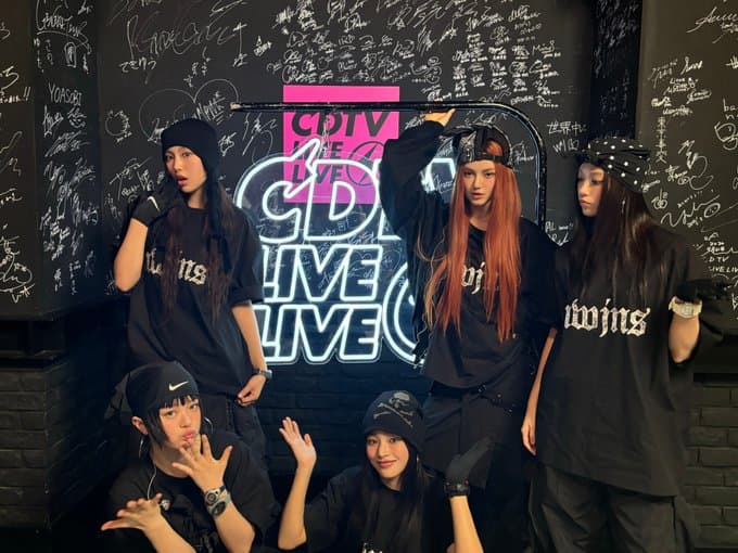 #分享 今日 CDTV LIVE ! LIVE! 表演統整 (成員皆有Solo舞台) - NewJeans(NJZ)板 | Dcard