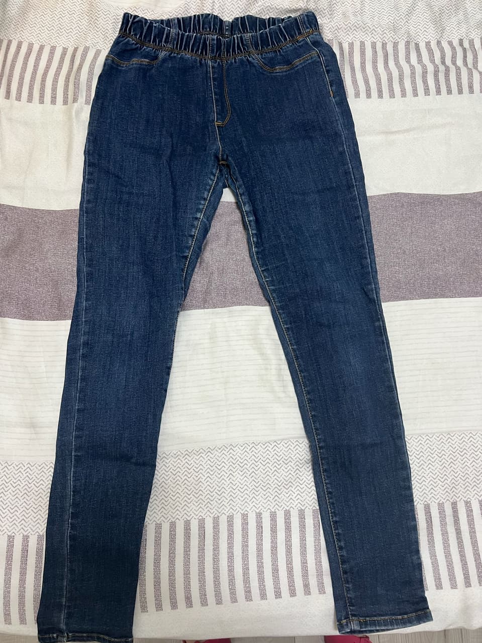 #已贈出 贈送lativ 合身牛仔褲 - 贈物板 | Dcard