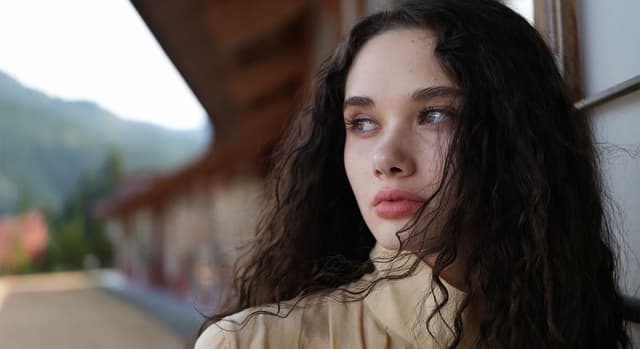 #請益 sony 2450G f2.8 還是 2070G f4 🫠 - 攝影板 | Dcard