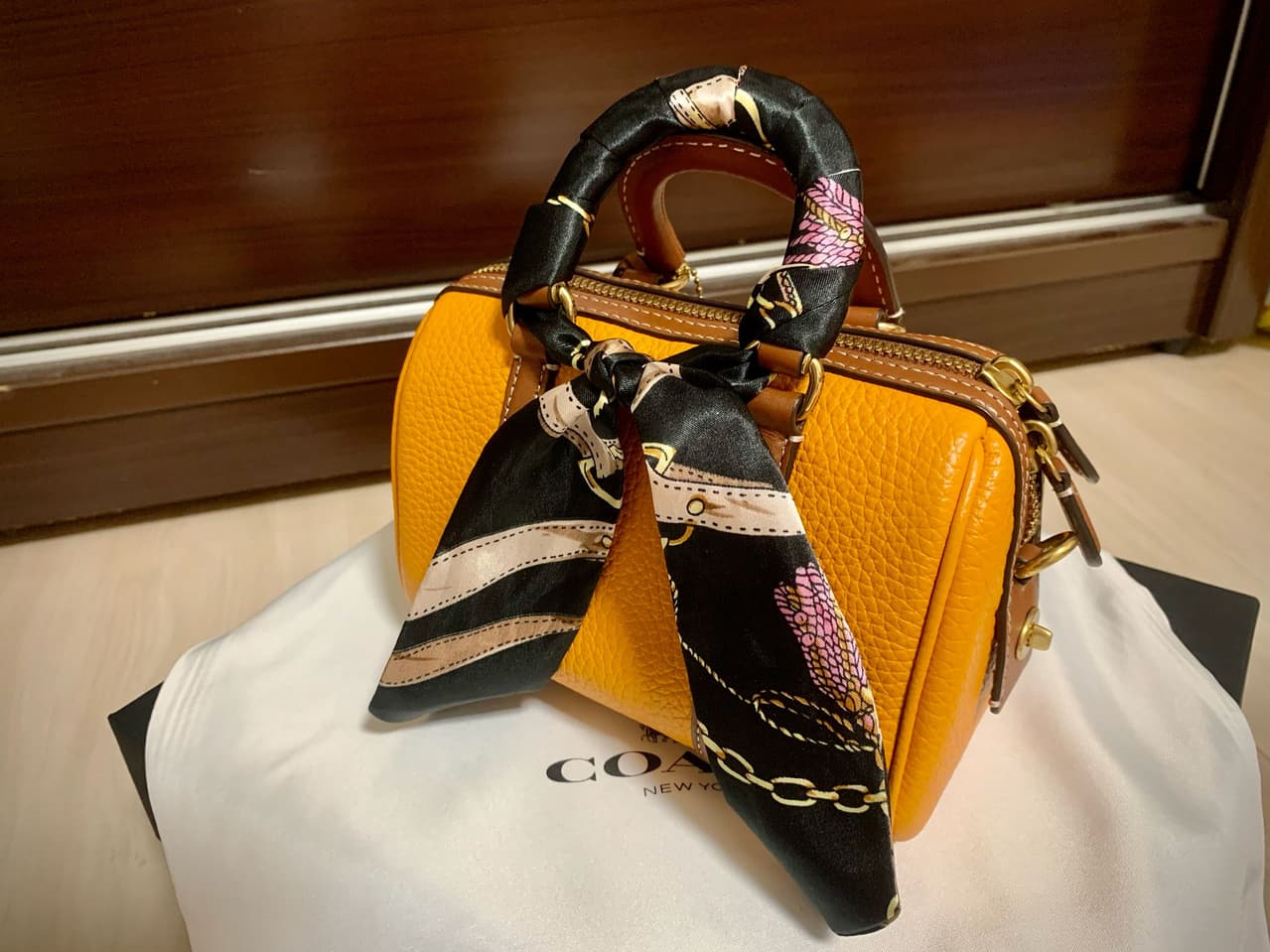 #分享 Coach 年末失心瘋分享Part2 Ruby18 木瓜橘&Bandit 23 奶茶色 - 精品板 | Dcard