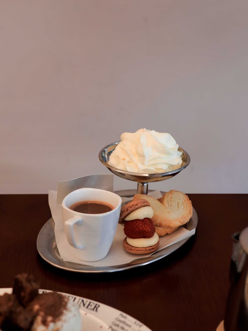 ㄩㄐ今天吃什麼？帶你們吃小南門可朗芙專賣咖啡廳｜ONEEIGHTYFIVE CAFE - 美食板 | Dcard