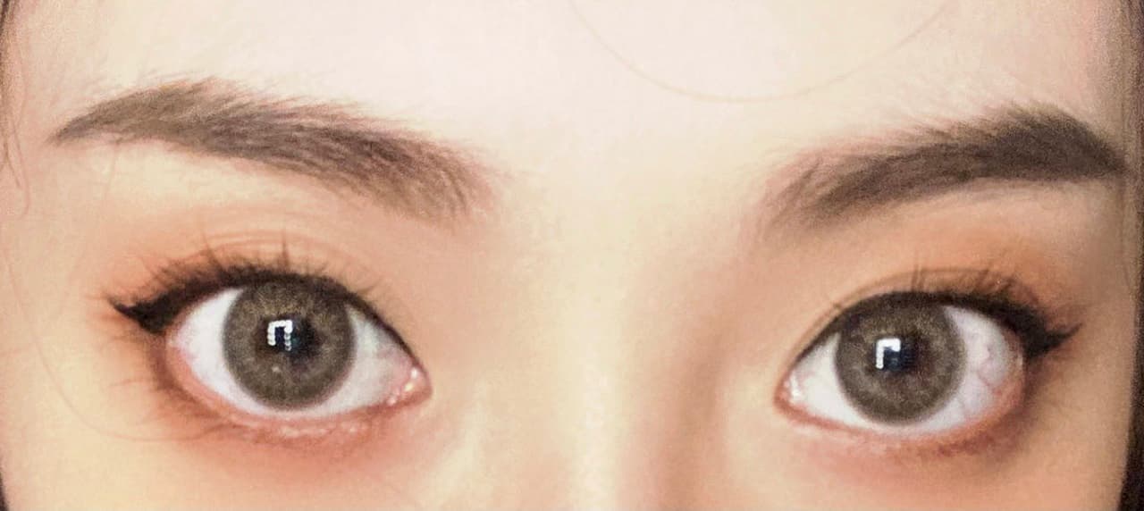 VLENS 密斯朵灰實戴分享 - 隱形眼鏡板 | Dcard