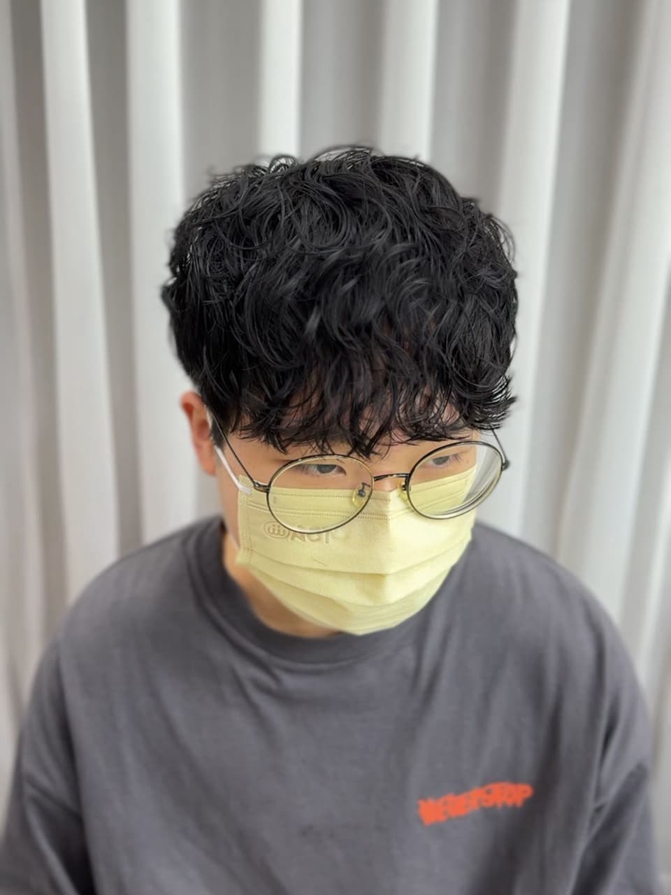 徵髮模 💈 大量徵許多位真人男生韓系髮型麻豆 須配合(韓系逗號瀏海、紋理燙、微分碎蓋、羊毛卷)希望是可以壓貼 美髮板 Dcard