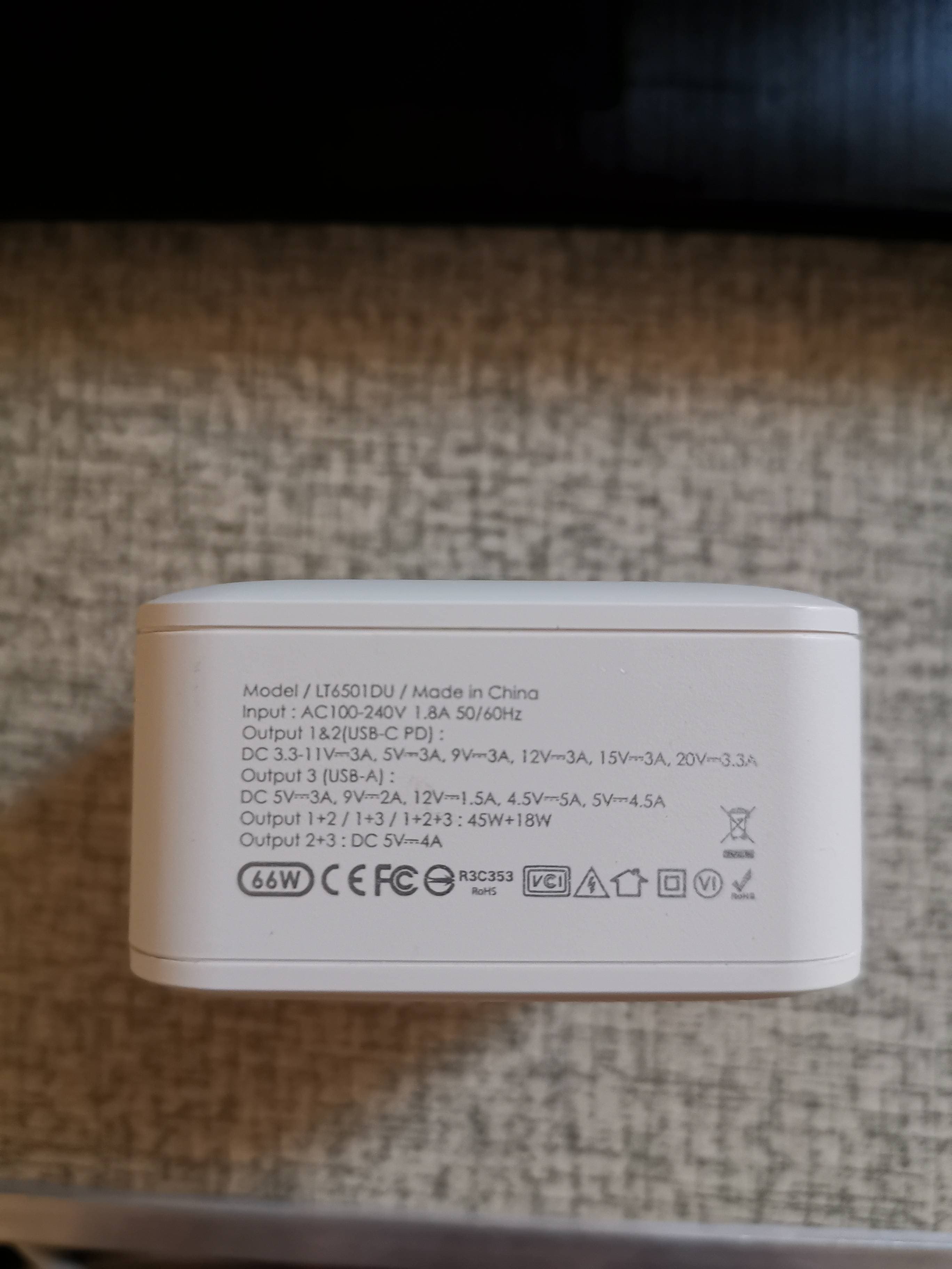 Feeltek SiC x 66w 充不進iphone - 3C板 | Dcard