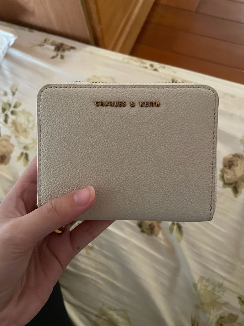 #我要賣 我要賣RM短夾、CK短夾 - 二手交易板 | Dcard