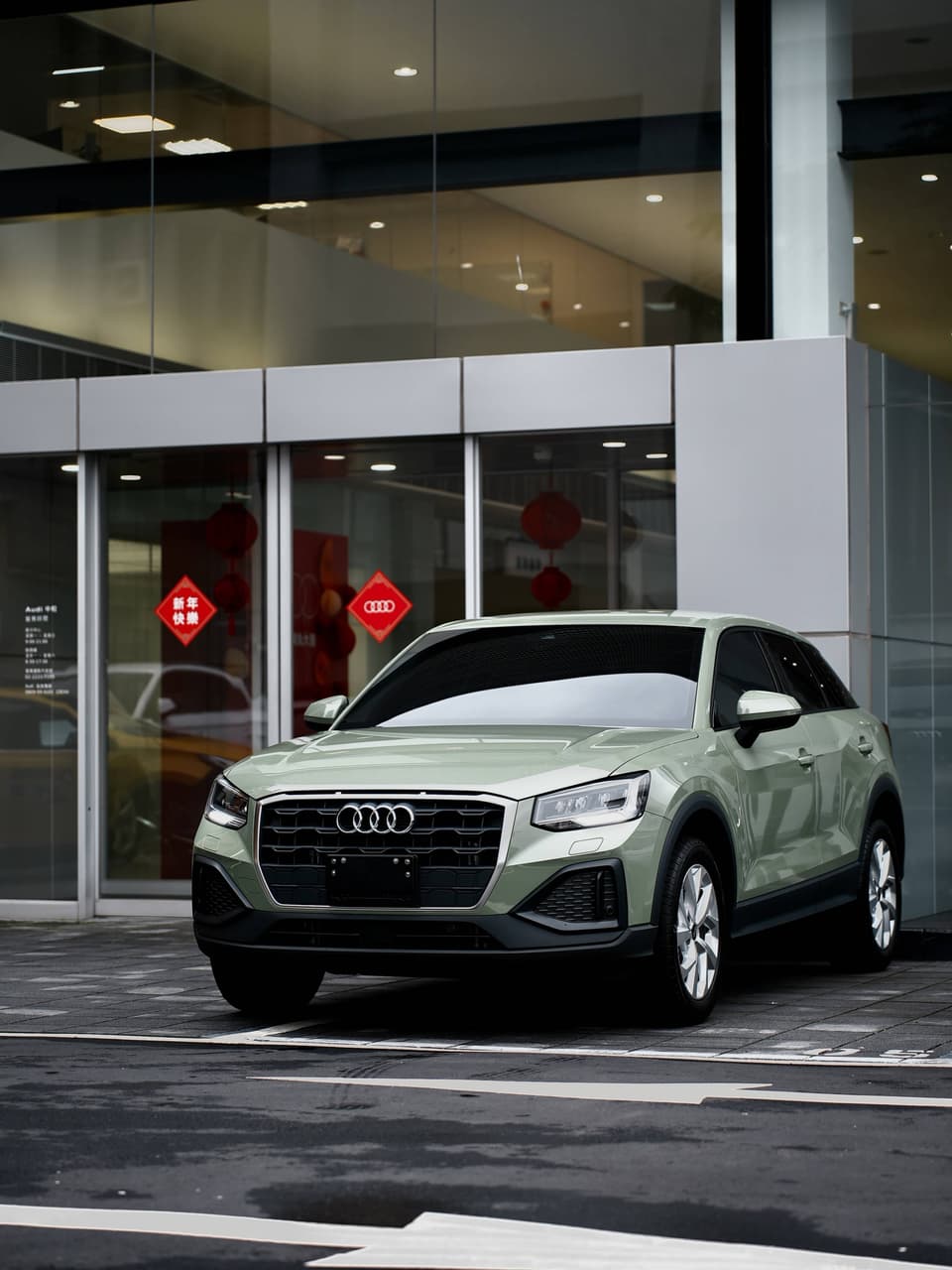 Audi Q2 35 TFSI Technik Apple green 實車照片分享 - 汽車板 | Dcard