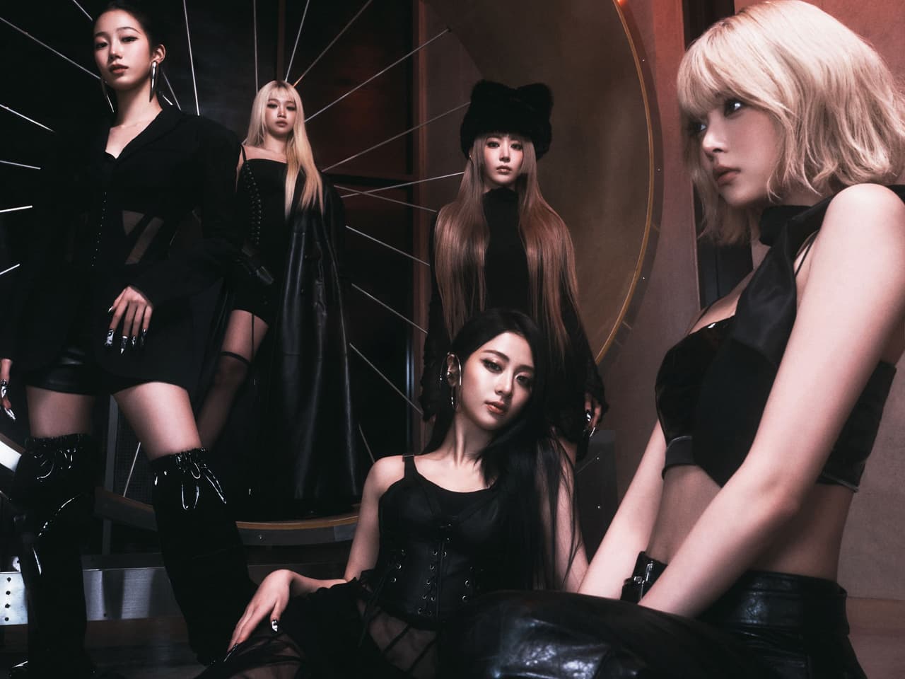 #集中討論 LE SSERAFIM 迷你五輯 'HOT' 火熱發行🔥 - LE SSERAFIM板 | Dcard