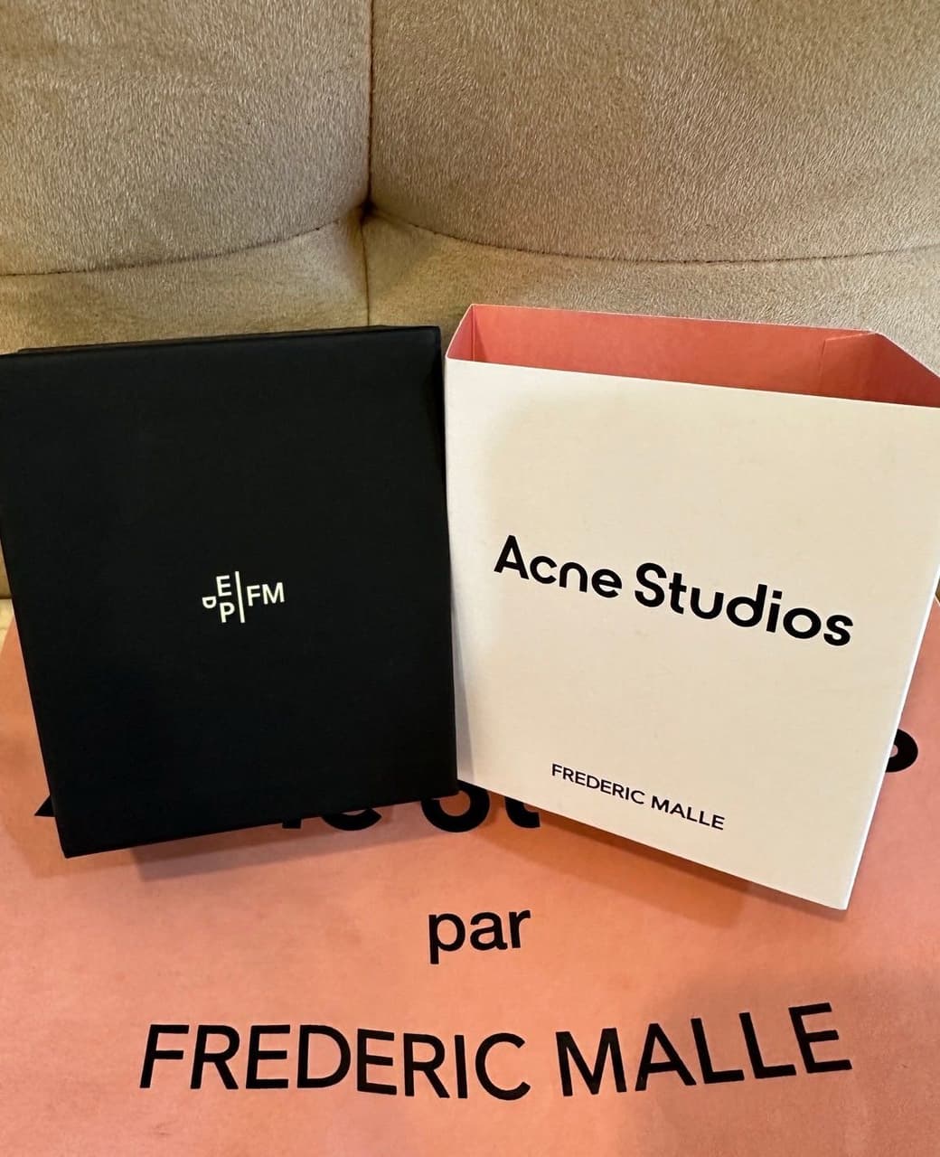 #分享 Frederic Malle x Acne Studios 聯名香水 - 香氛板 | Dcard