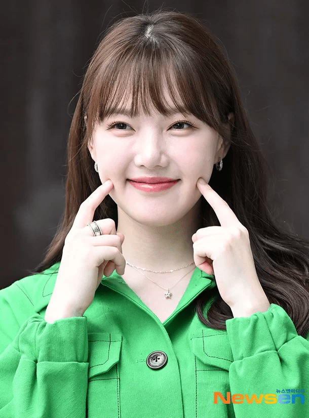 #更新 230802 Yerin - SBS 《TV 動物農場》與Red Velvet JOY的下班路/ Yerin IG 限動更新 ...