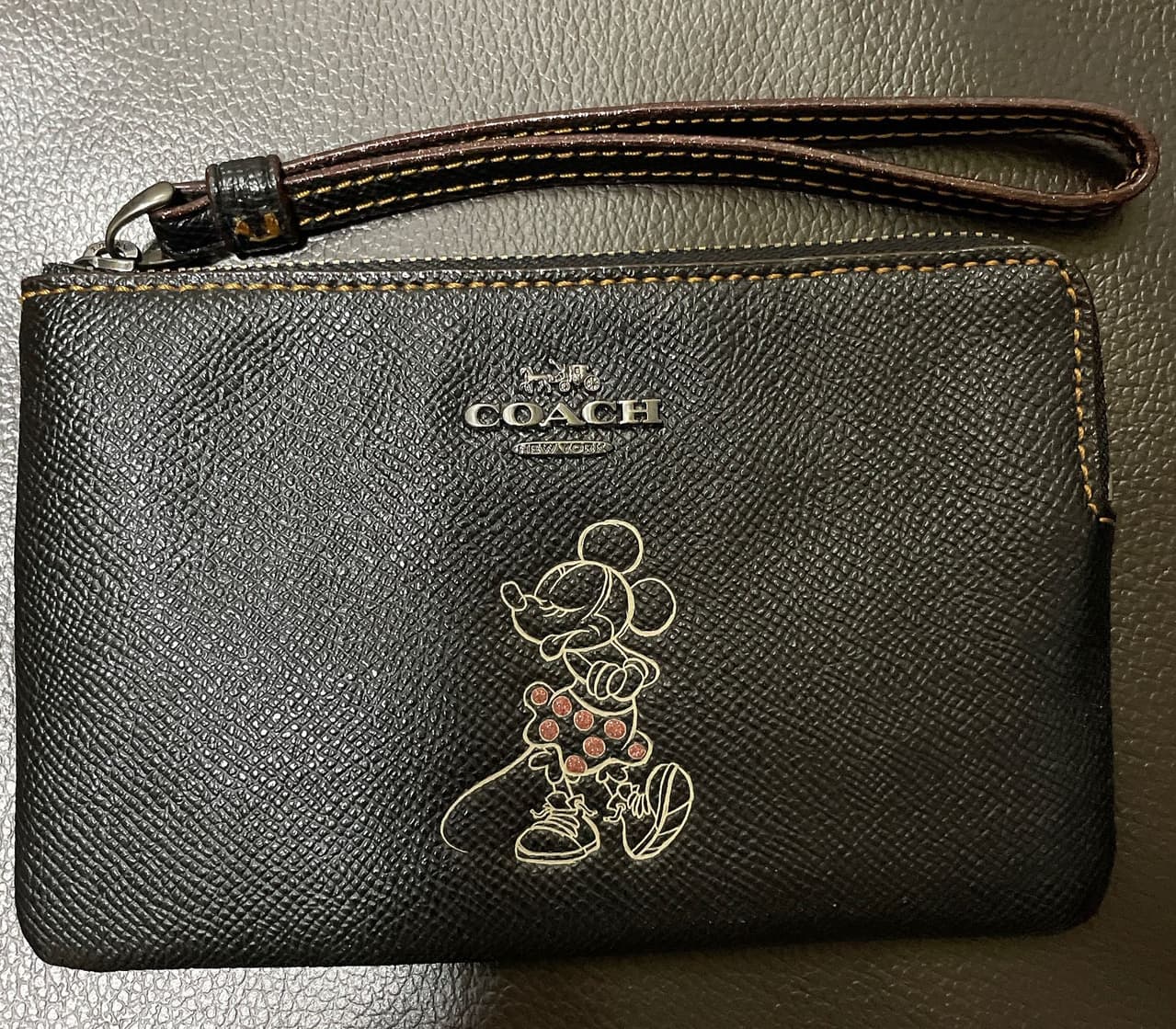 #我要賣 （降價）二手coach手拿包/MK皮包 - 二手交易板 | Dcard