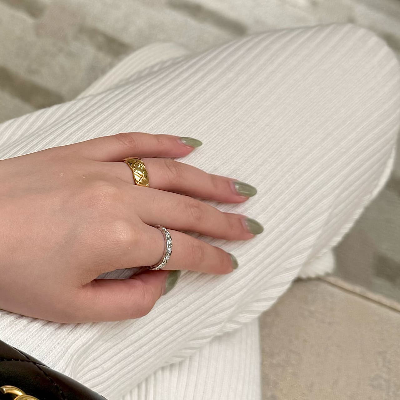 #分享 ｜coco crush | 我們的姐妹對戒👭🏻💍 - 精品板 | Dcard