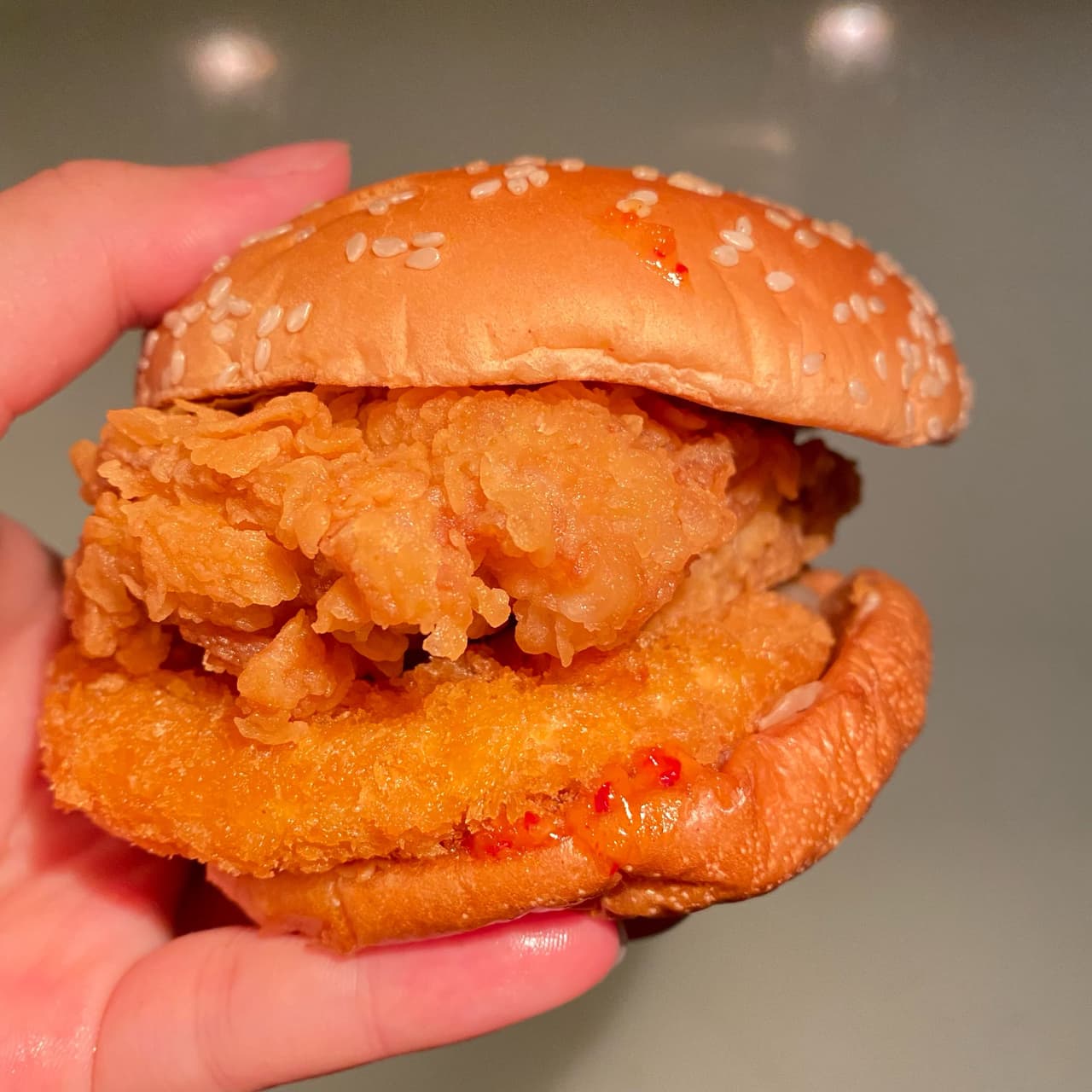 【新品】KFC肯德基黃金魚子海陸Q蝦堡 雙重滿足味蕾！！！ - chuchu_yuyu (@yuyu7.12) | Dcard