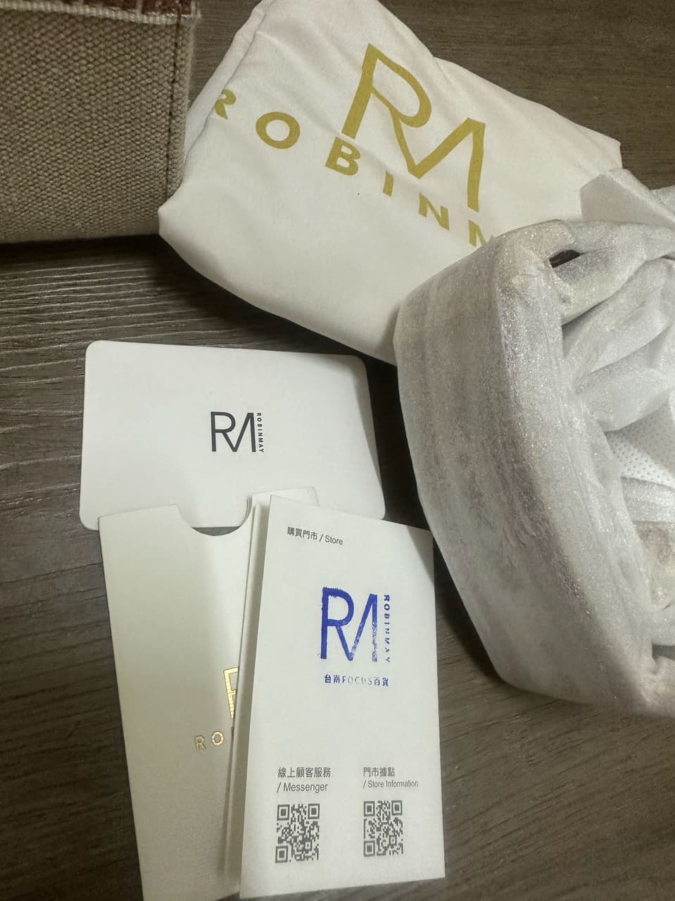 #我要賣 #ROBIN MAY-月桂女神手提包 - 二手交易板 | Dcard