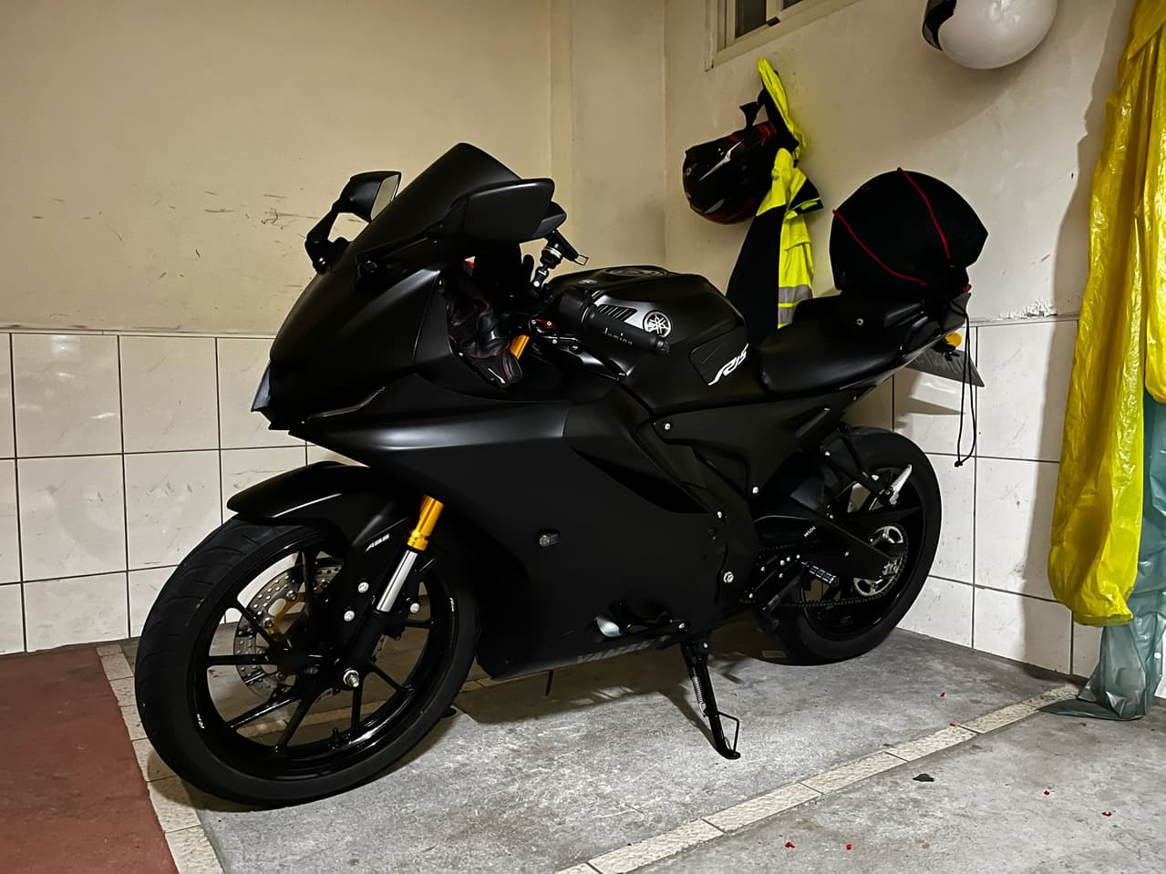 #白牌檔車 R15外觀設計 - 重機板 | Dcard