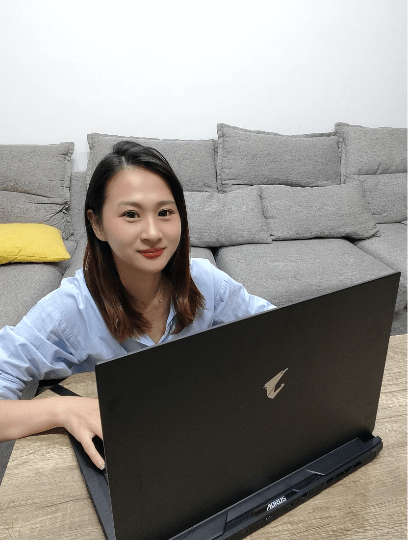 頂規遊戲體感 GIGABYTE AORUS 17X AXG 帶給你全新感受 - 哈囉我是葉太太 (@couple__ya) | Dcard