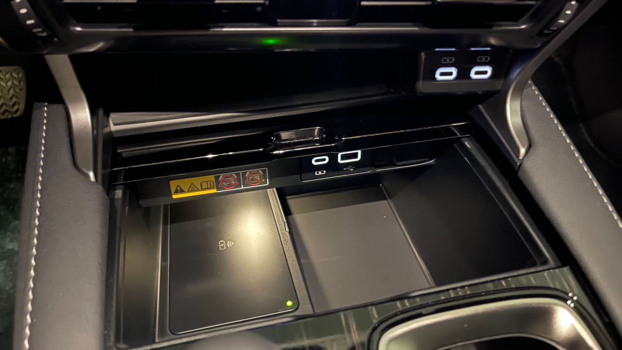 開箱 細節介紹RX350頂級版大改款 - 汽車板 | Dcard